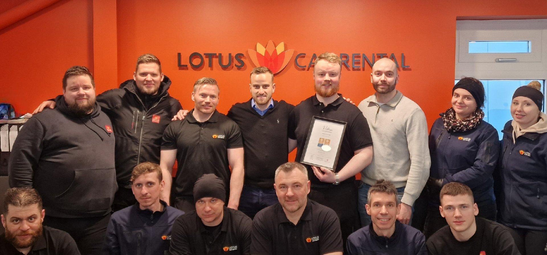 Lotus Car Rental fær gæða- og umhverfisvottun Vakans | Vakinn